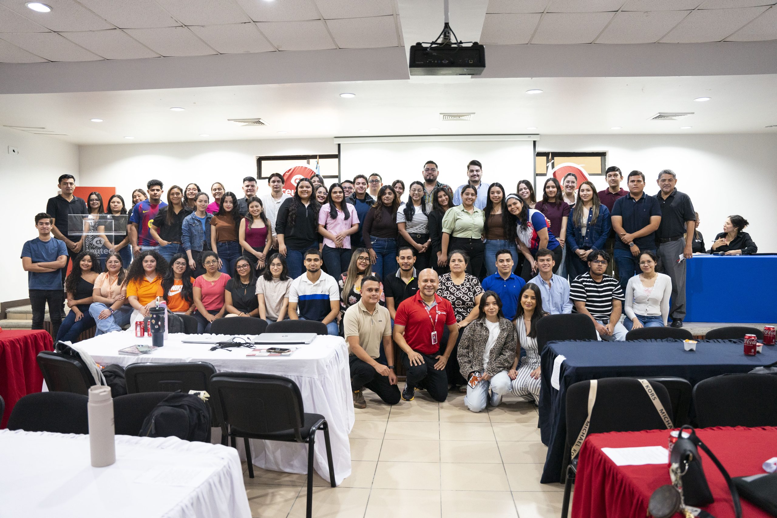 ImpulsaHack CEUTEC: innovación y talento en acción